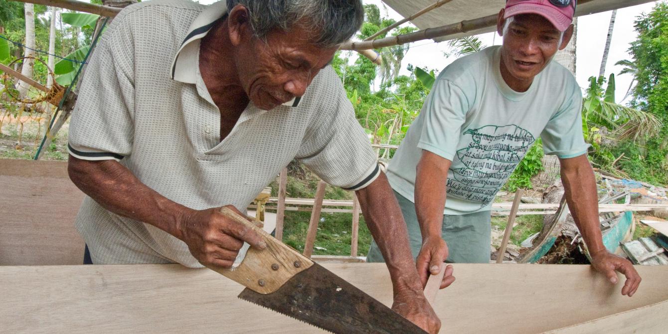 Fishing again after Typhoon Haiyan | Oxfam in Philippines